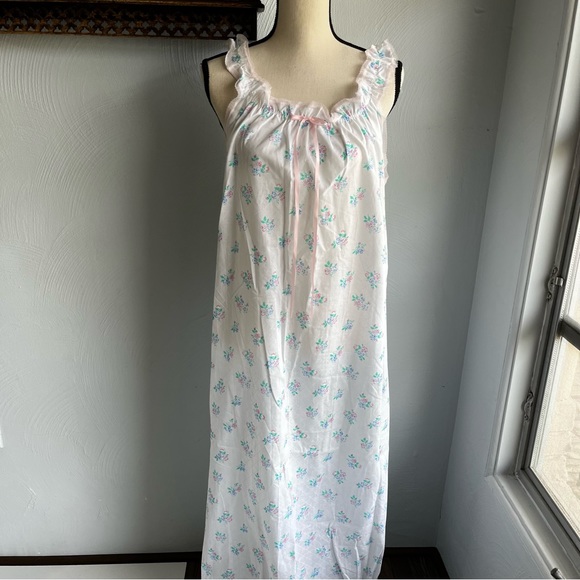 Sears | Intimates & Sleepwear | Vintage Sears White Floral Nightgown M ...